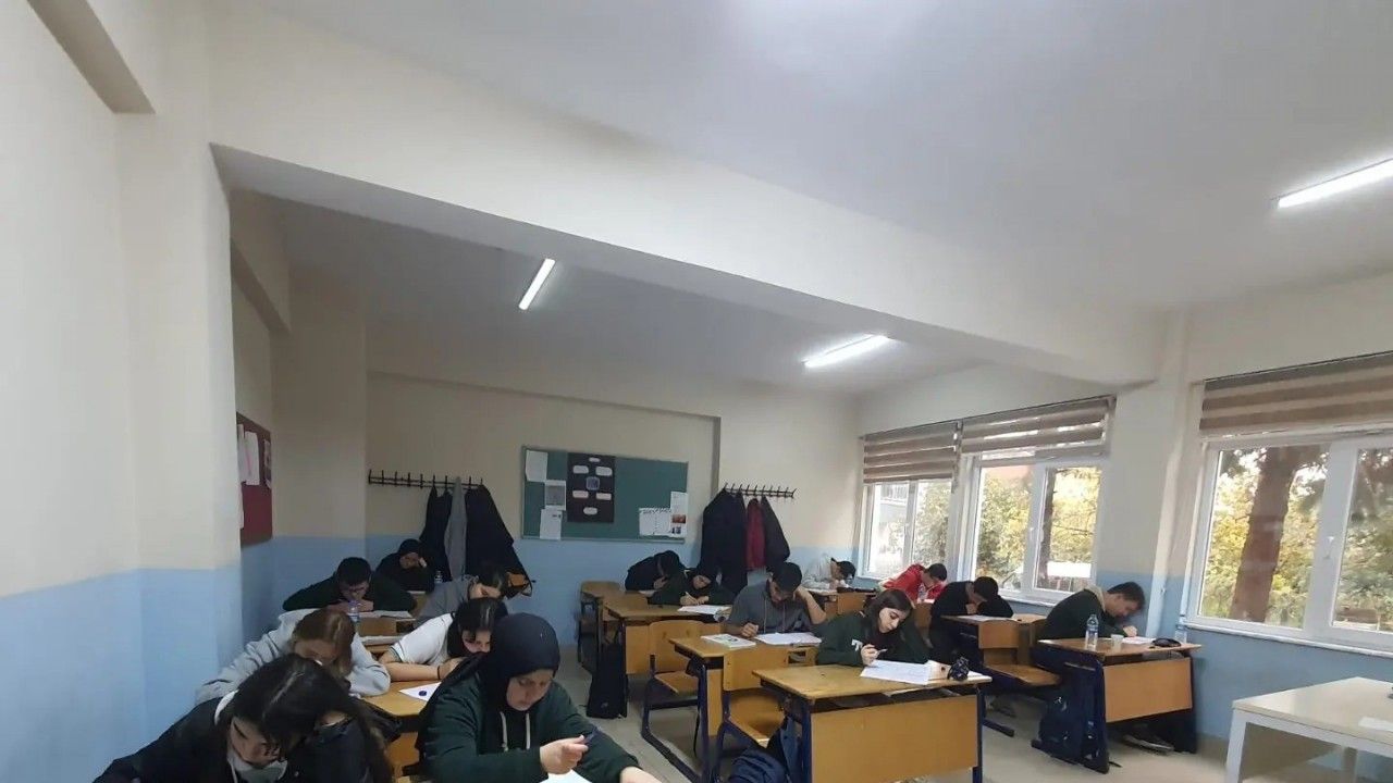 Türkeli’de ortaokul ve lise öğrencilerine yönelik bilgi yarışması ...